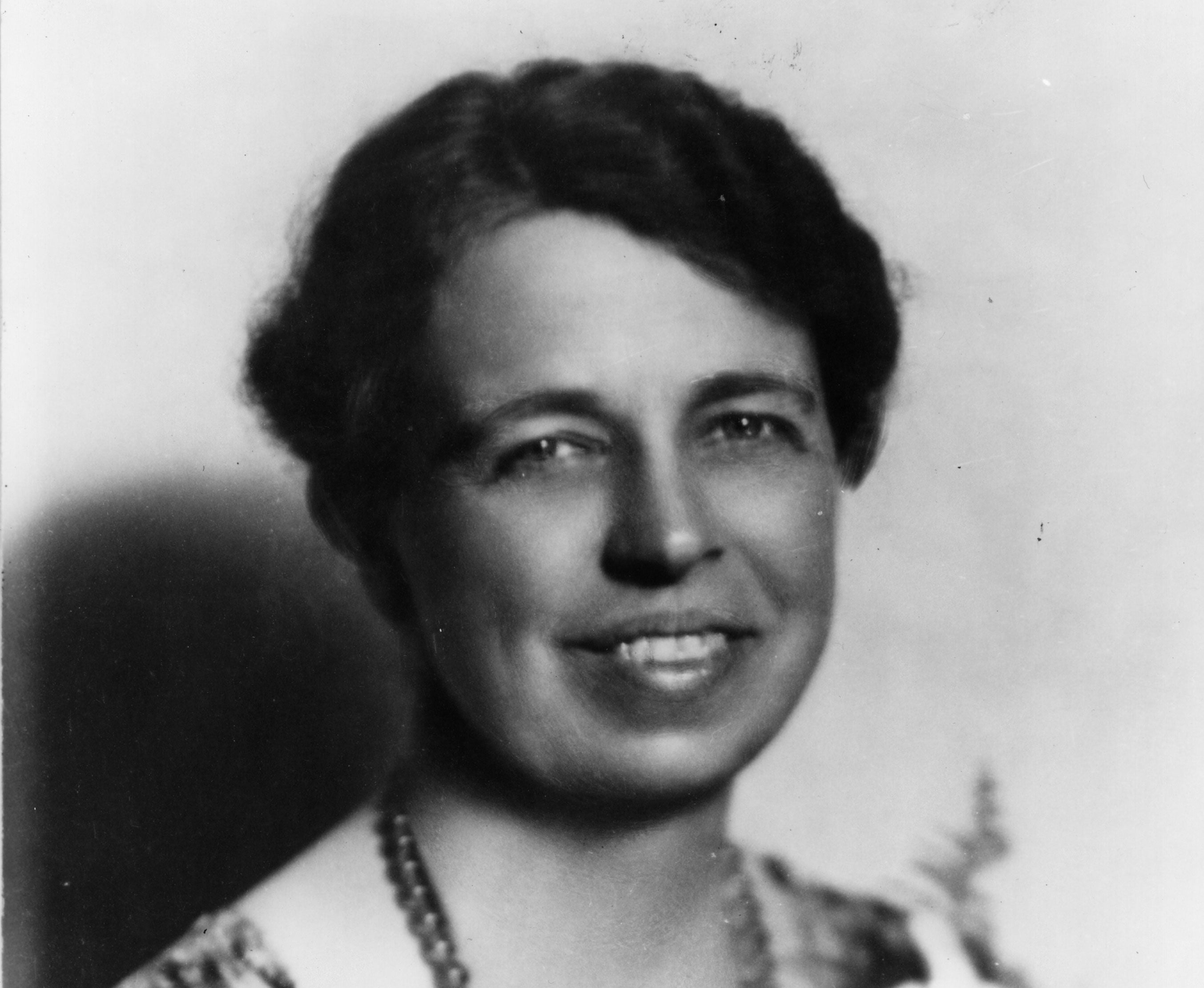 People are sharing the subtle signs that someone might have low ...