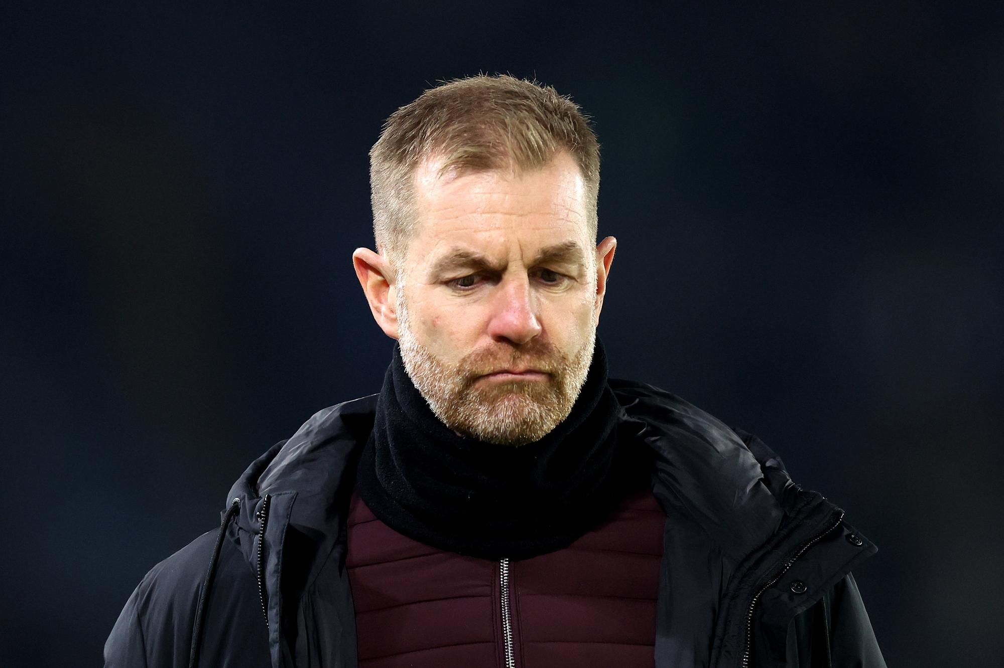 Salford City v Harrogate Town: Simon Weaver keen to avoid 'new ...