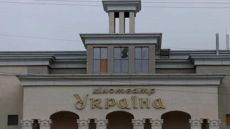 'It's a manhunt.' Frontline report from Kherson under Russian drone terror