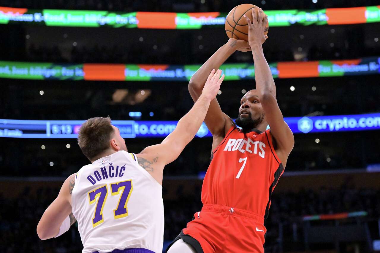 LeBron James is still making 'crazy' plays but Kevin Durant and Rockets ...