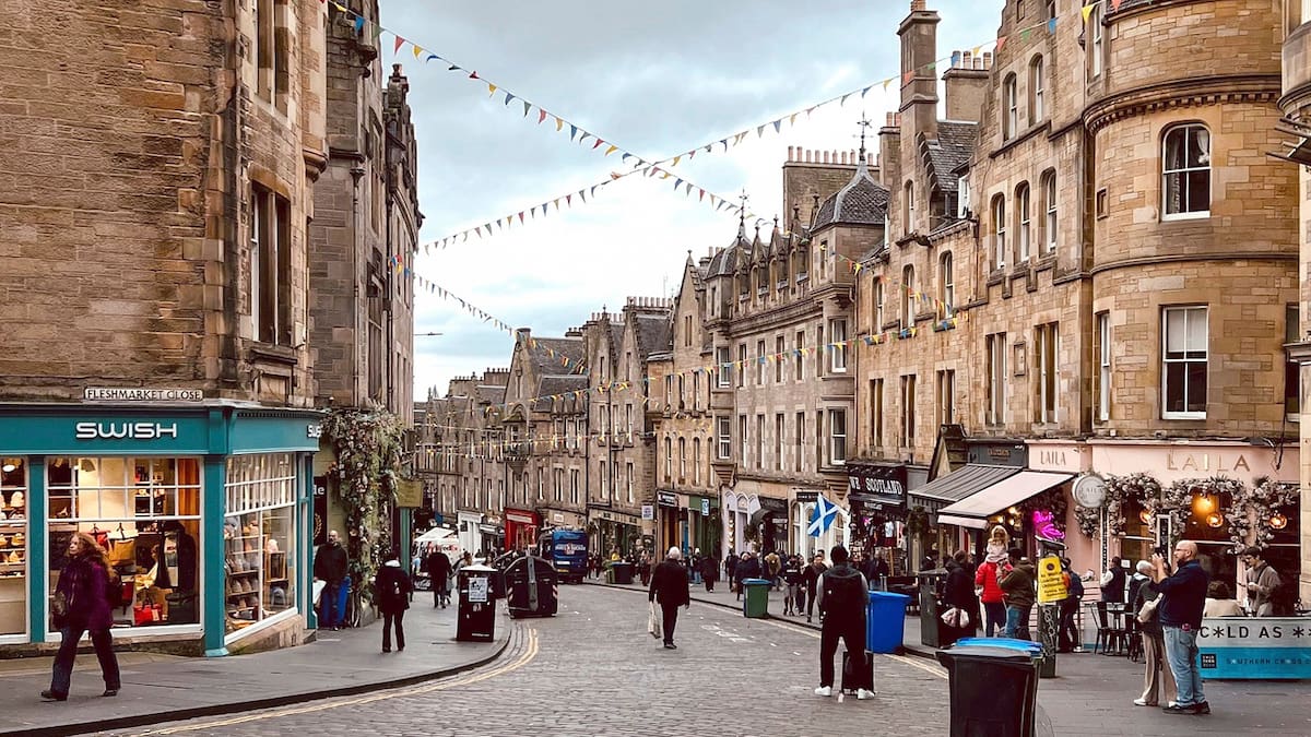 Edinburgh entdecken: Potter, Pubs und Geister