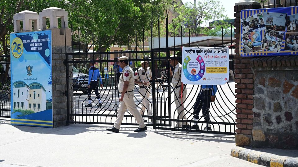 Are UP offices, schools, colleges closed tomorrow? Yogi govt issues ...