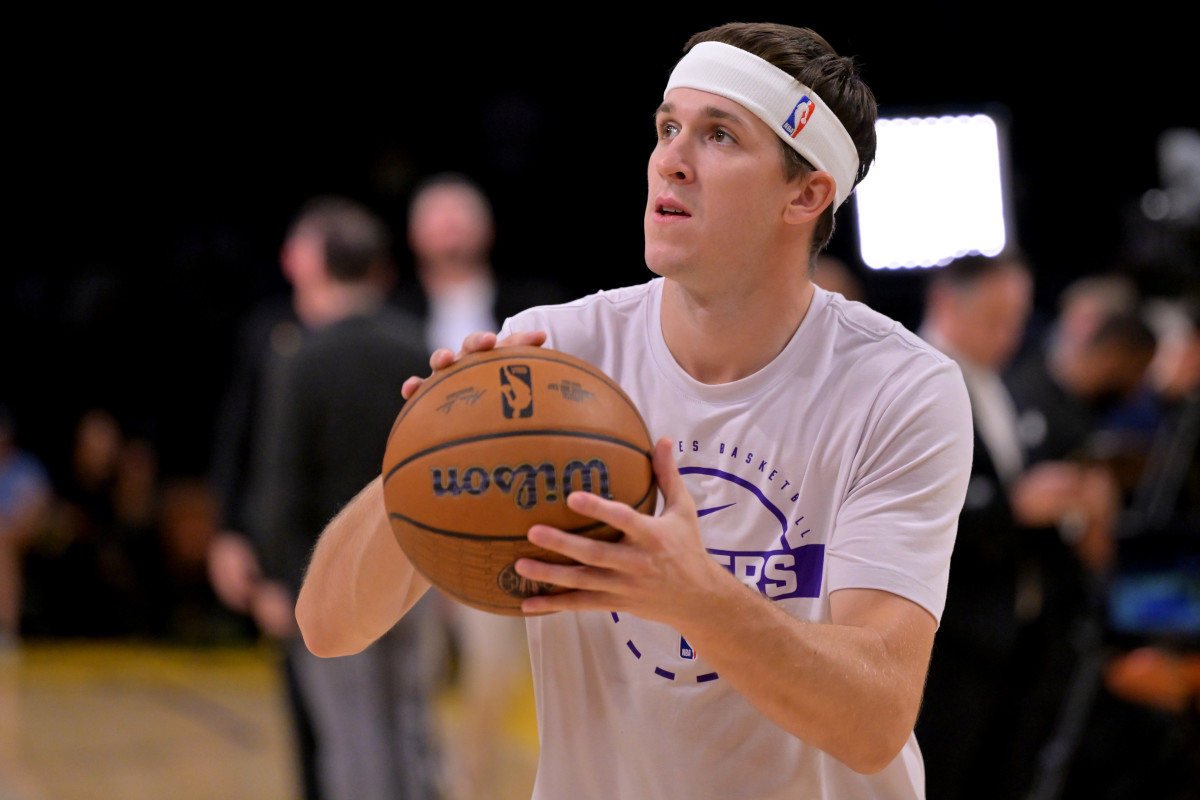 Luka Doncic sends clear message after Austin Reaves leaves Lakers game ...