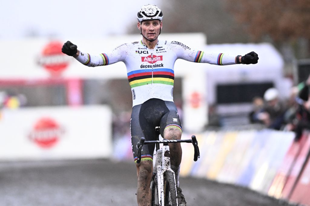 How to watch Cyclocross World Cup Gavere: Live streams, TV channels for ...