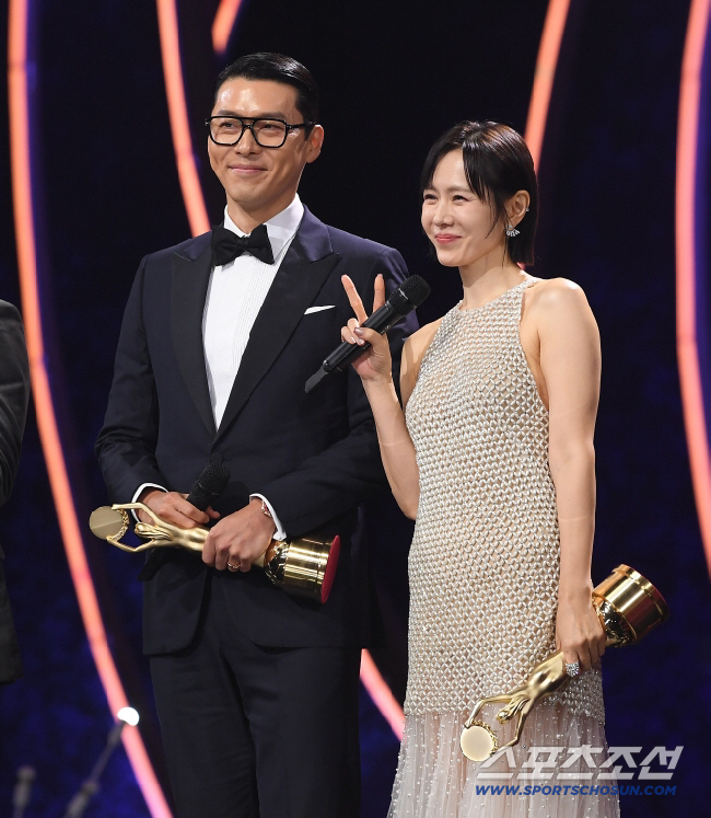 Hyun Bin ♥ Son Ye-jin, a thorough labor and management couple, worked ...
