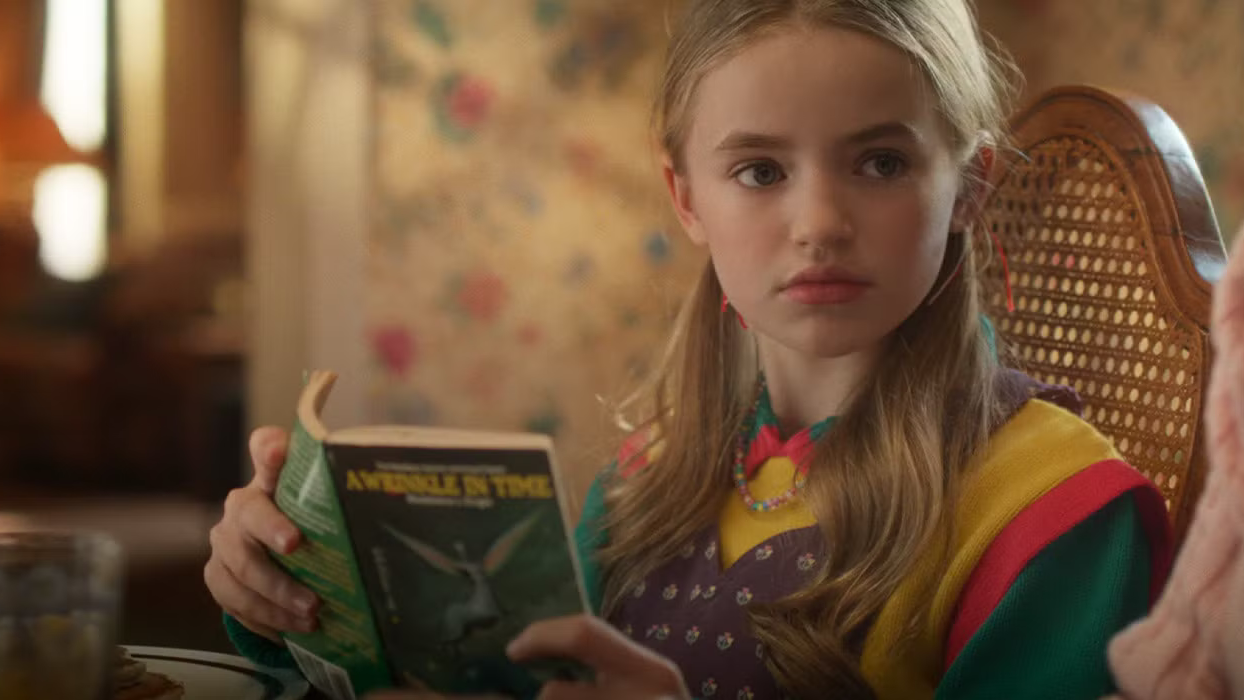 That book Holly keeps reading in Stranger Things season 5 might not be ...