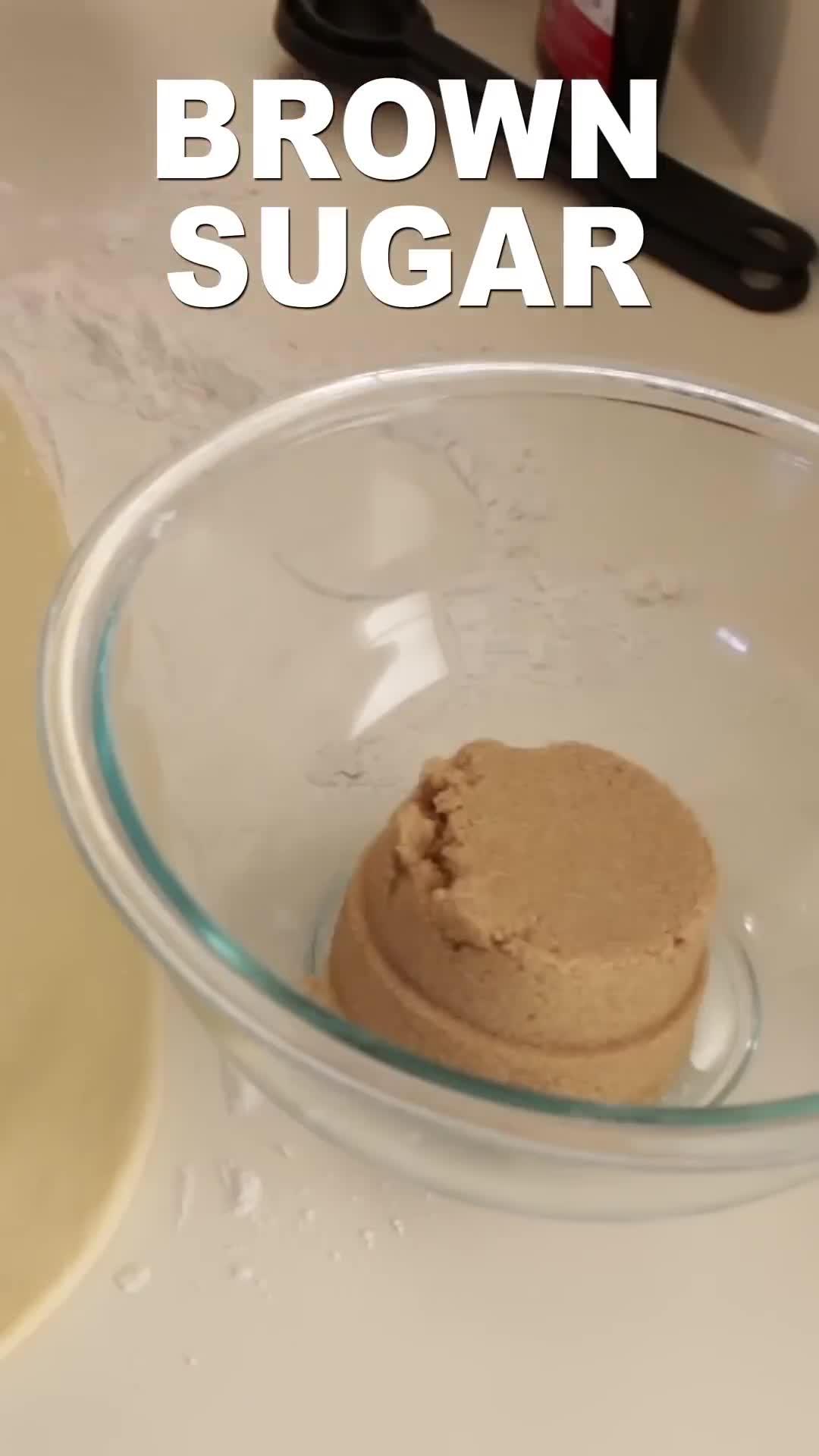 How to make homemade cinnamon rolls #Shorts | Easy cinnamon roll recipe