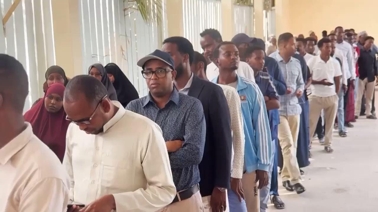 Somalis vote in the first one-person, one-vote local election in decades