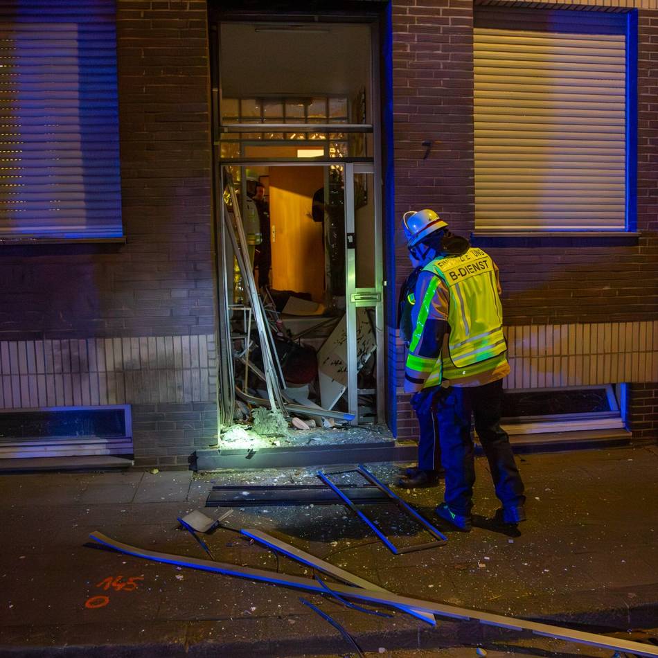 Explosion an Mehrfamilienhaus – die Polizei ermittelt