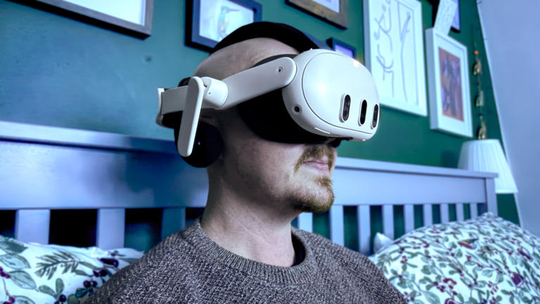 I'm a VR expert, here's 5 apps to try first on your Meta Quest 3
