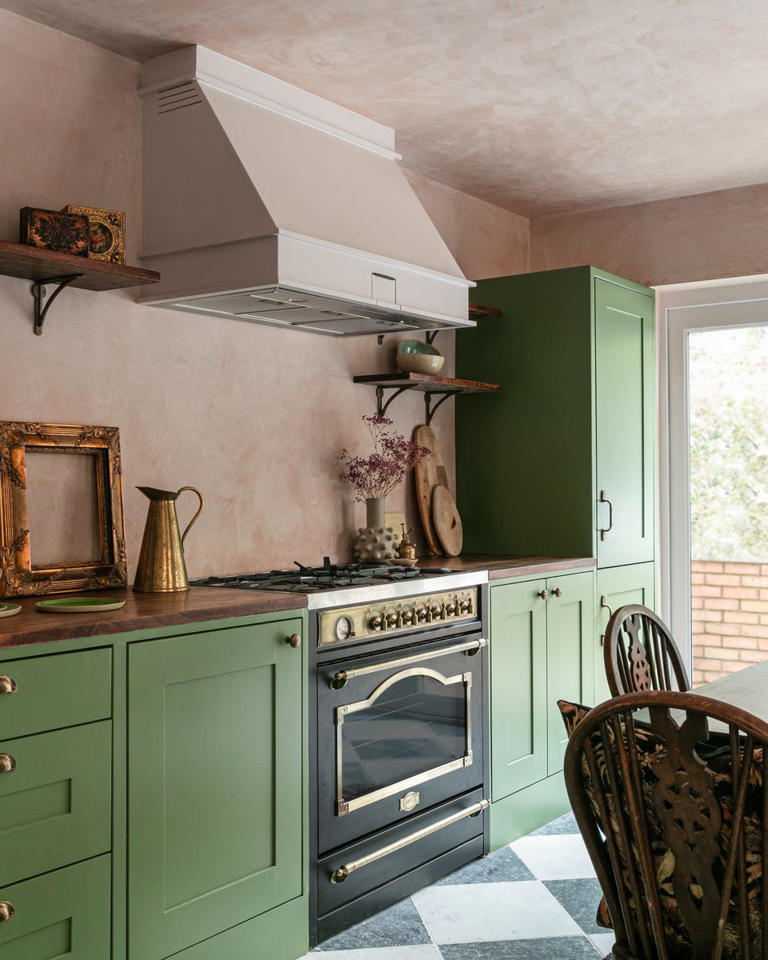 Before & after: Old school desks and pink walls transform this new ...