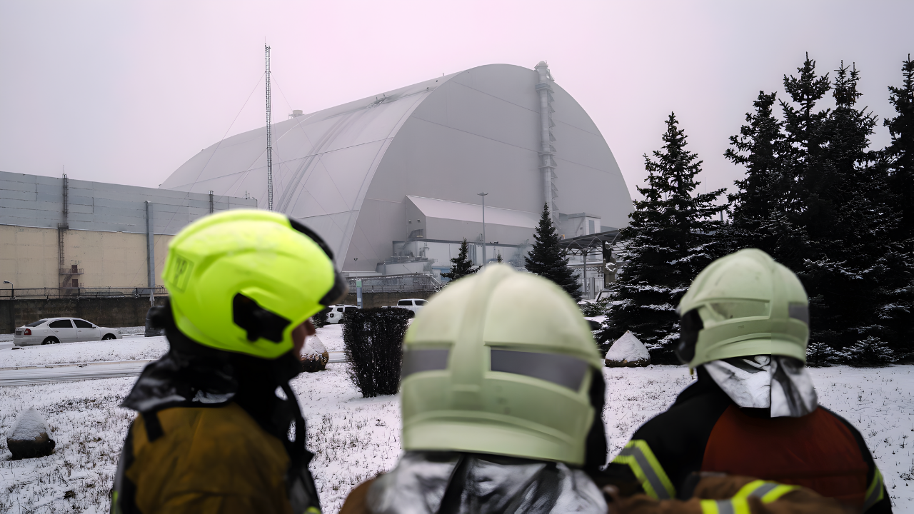 Russian drone destroys $2.3B Chernobyl shield built to last 100 years ...