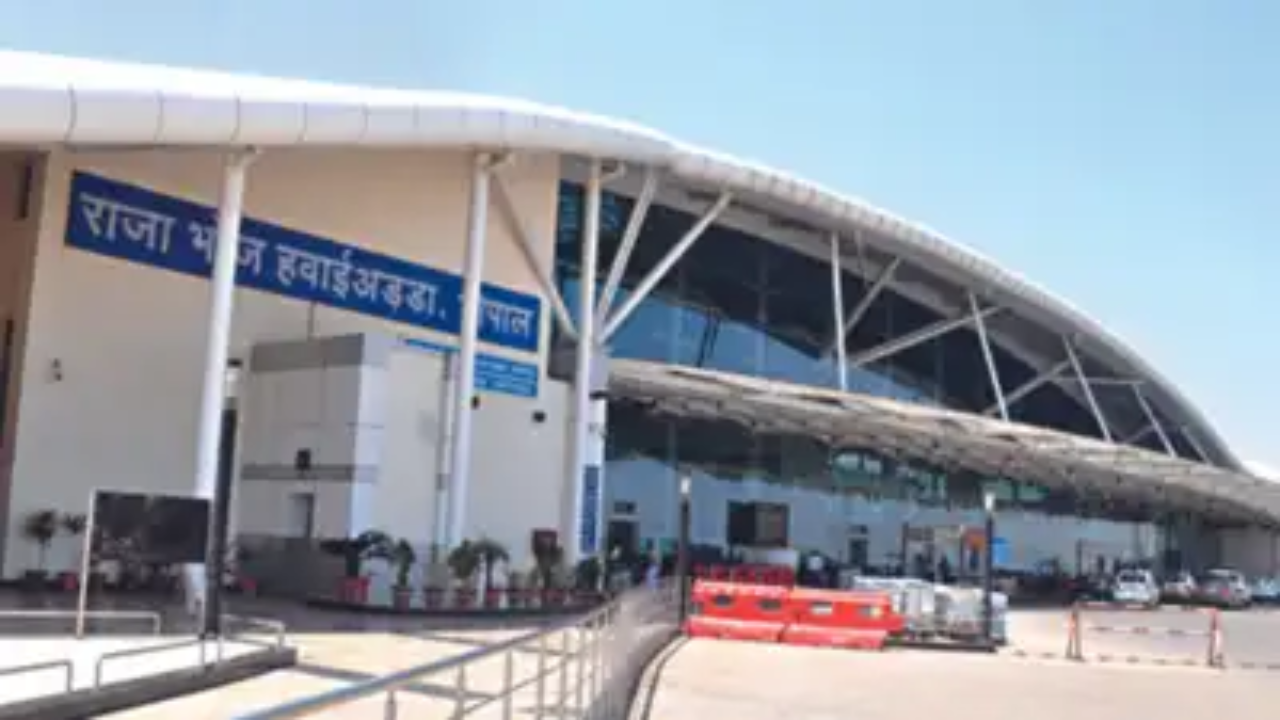 Bhopal and Khajuraho emerge as top-ranked airports in AAI survey