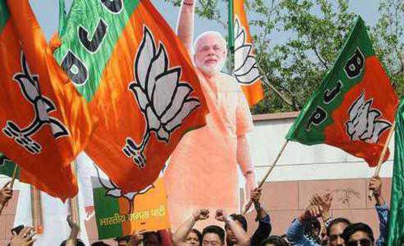 BJP gets first-ever mayor in Kerala as VV Rajesh is elected in ...