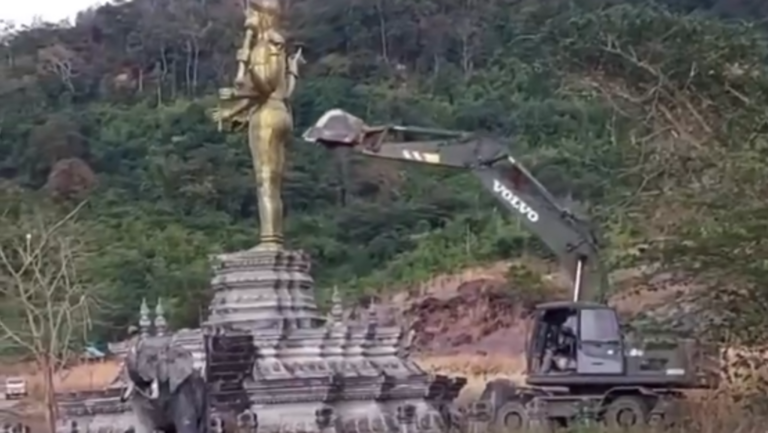 Conflit Cambodge-Thaïlande : l'armée thaïlandaise détruit une statue ...