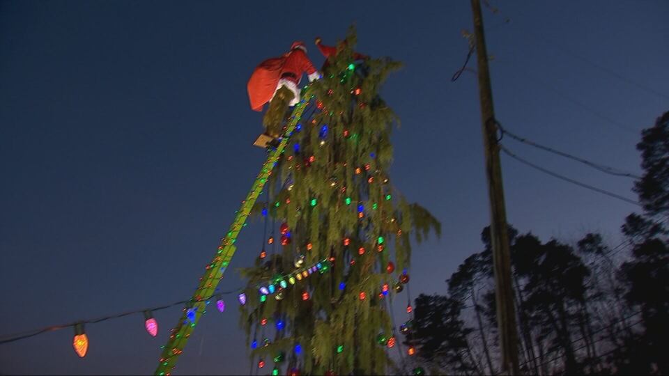 Family working to raise money for spinal rehabilitation by using ...