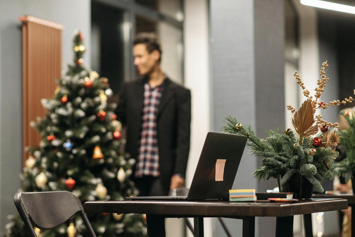 Boss denied my Christmas leave — what I did next shocked everyone