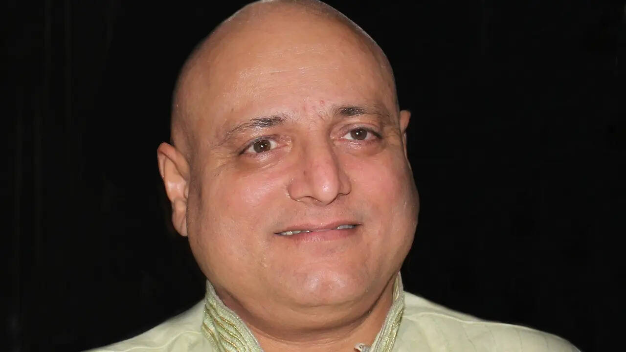 Manoj Joshi on atrocities against Hindus in Bangladesh: When something ...