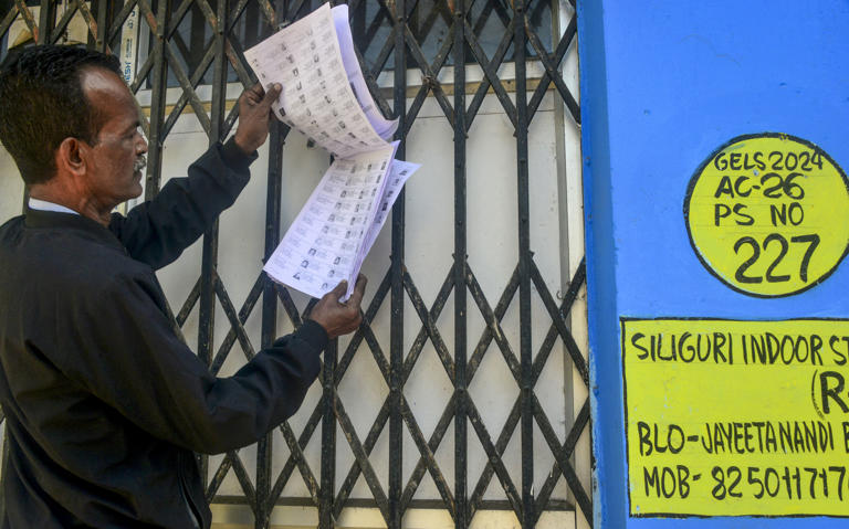 Battling 'vote chori' allegations, EC held roll revision in 14 states ...