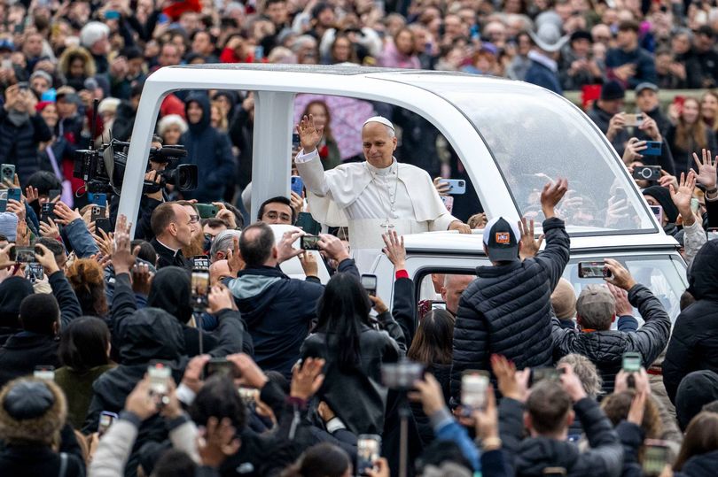 Pope Leo's subtle Trump jab in Christmas message as he calls for ...