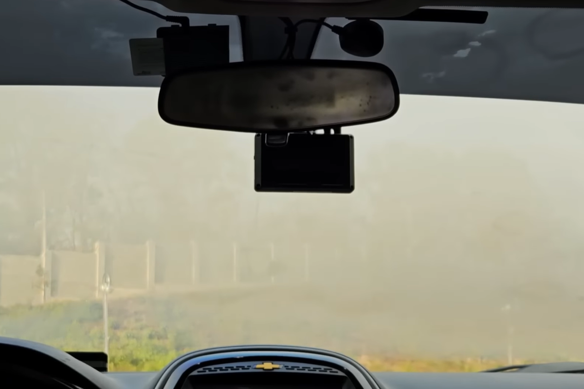 Stop blasting the heater: The real reason your car windows keep fogging up