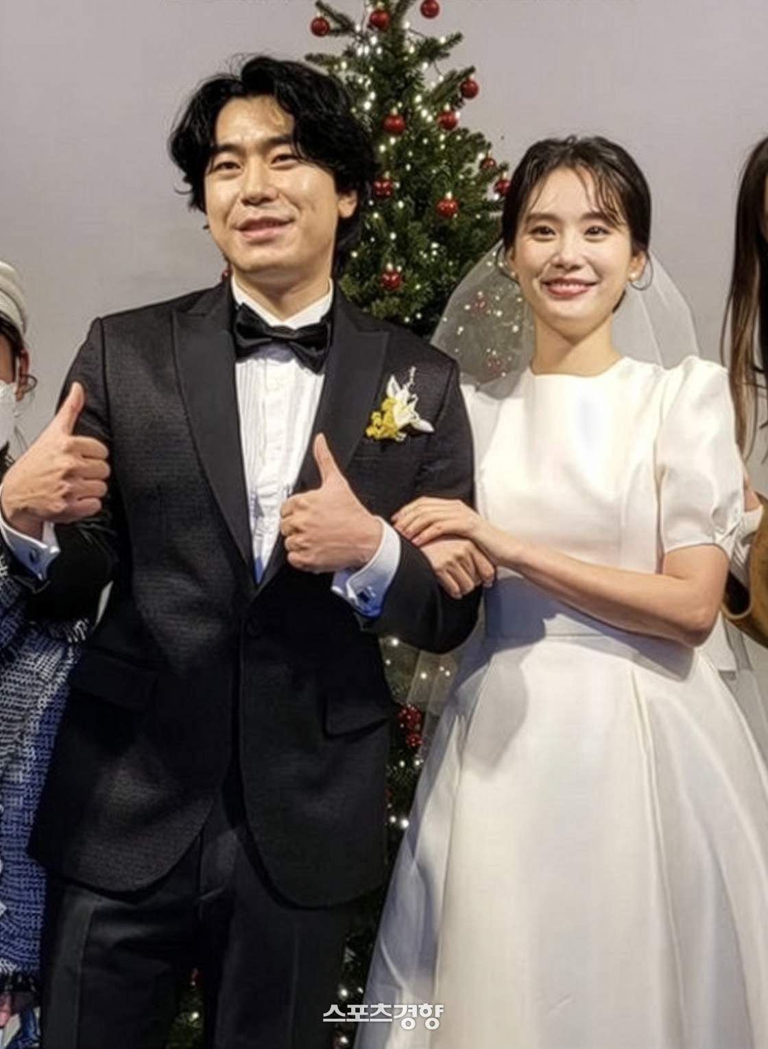 Lee Si-eon has fulfilled his long-cherished 'dream of a child'