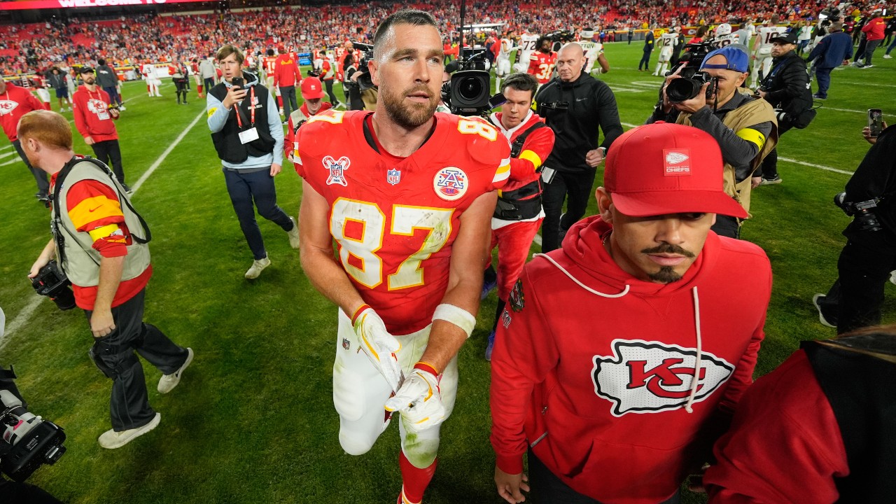 Chiefs’ Kelce undecided on retirement after final home game filled with ...