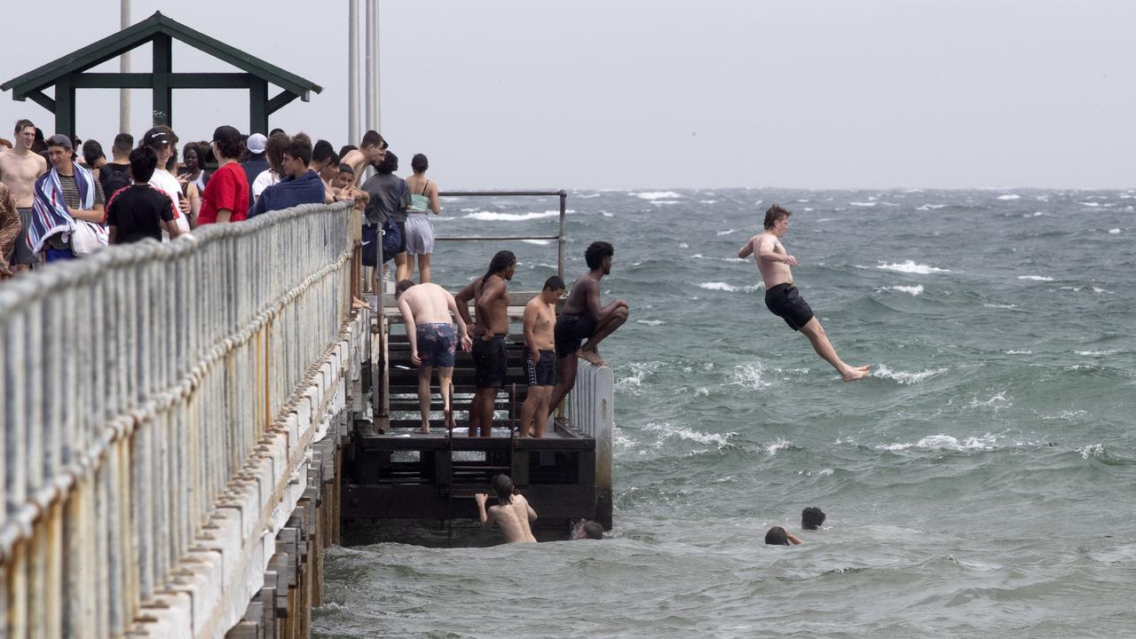 Teens released over Mordialloc beach assault