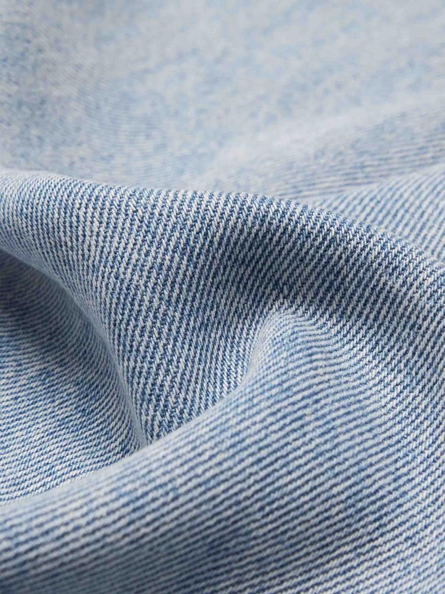 Perbedaan denim rigid dan denim stretch, pilih yang mana?