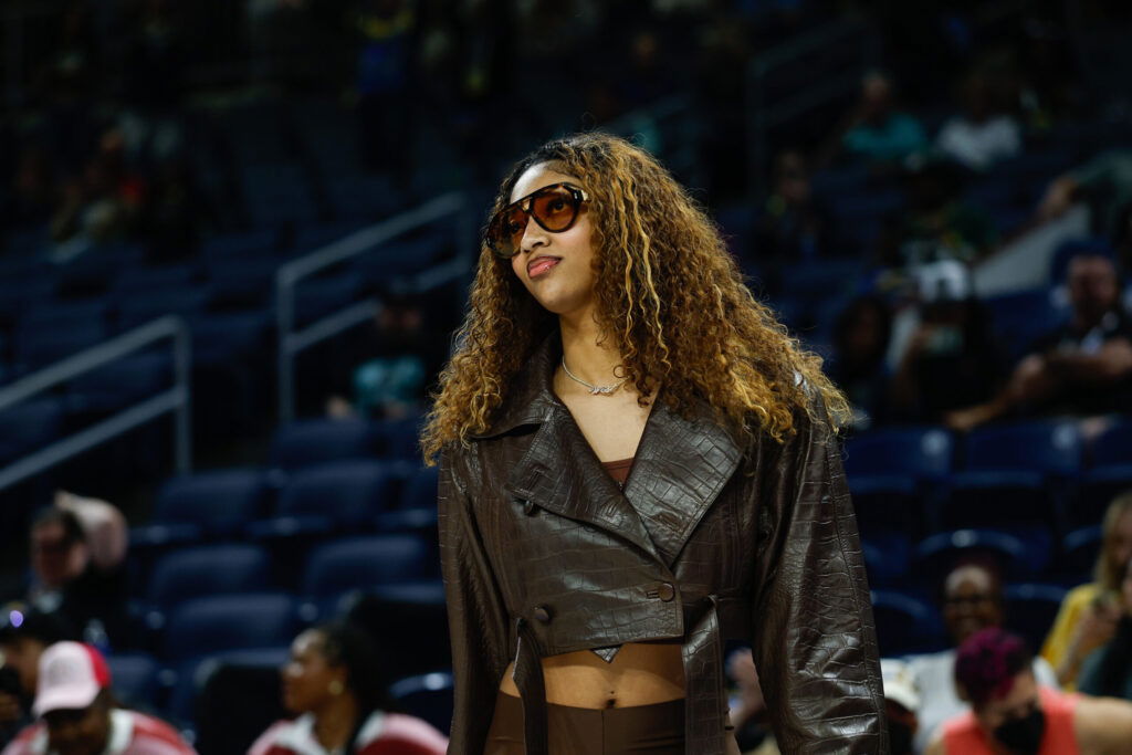Angel Reese drops 6 words after NBA boyfriend’s win