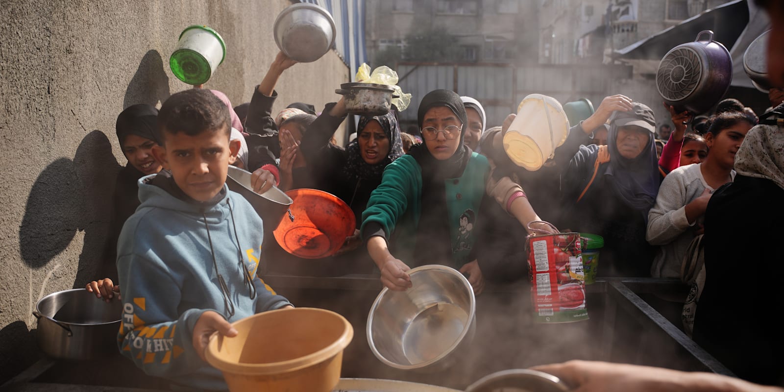 iPhones säljs i Gaza – medan mat och medicin saknas