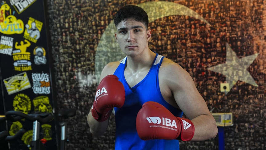 16 yaşında Avrupa şampiyonu olan milli boksörün gözü yükseklerde