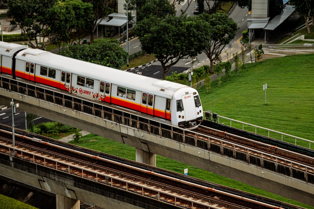 Singapore North-South Line service resumes after one-hour disruption ...
