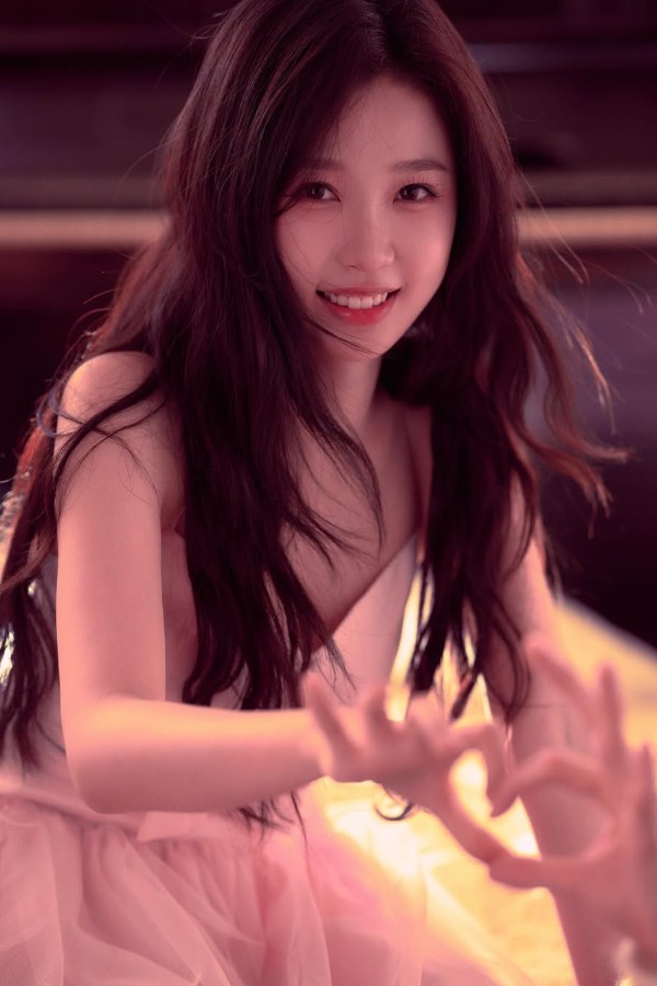From Xu Kai's infidelity scandal to Esther Yu's bullying claims ...