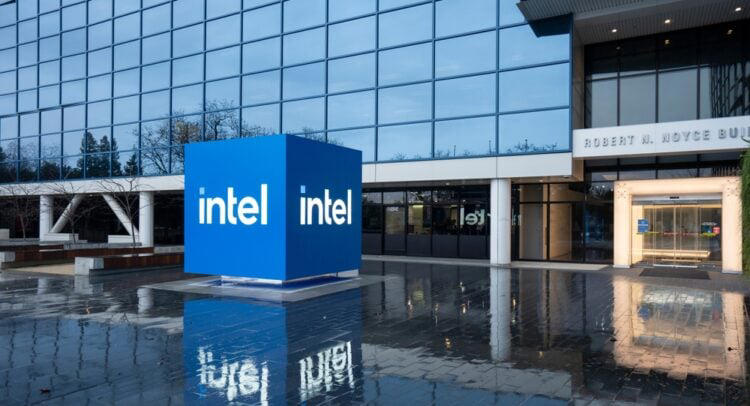 Intel stock is up 80%+ YTD, but Wall Street remains cautious into 2026