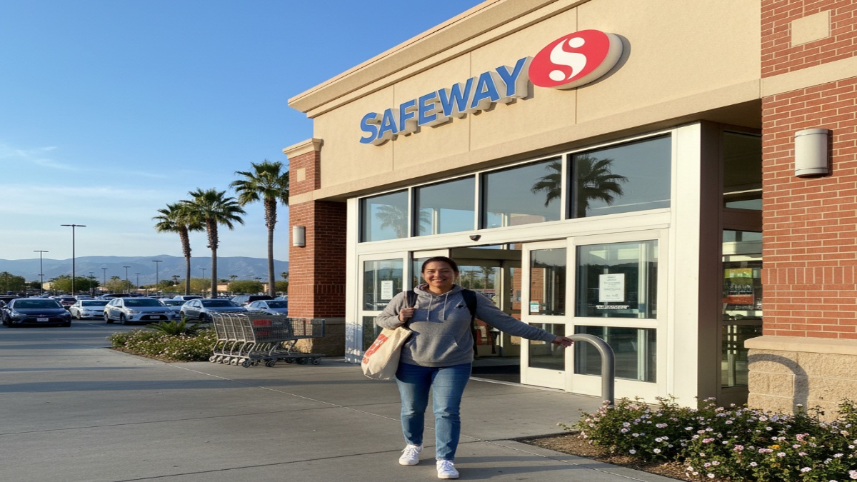 Is Safeway Open on Christmas? A Complete Guide to Safeways 2025 Store ...