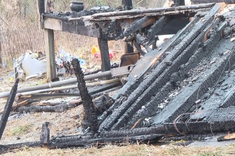 Small children killed in devastating Kentucky house fire as they waited ...