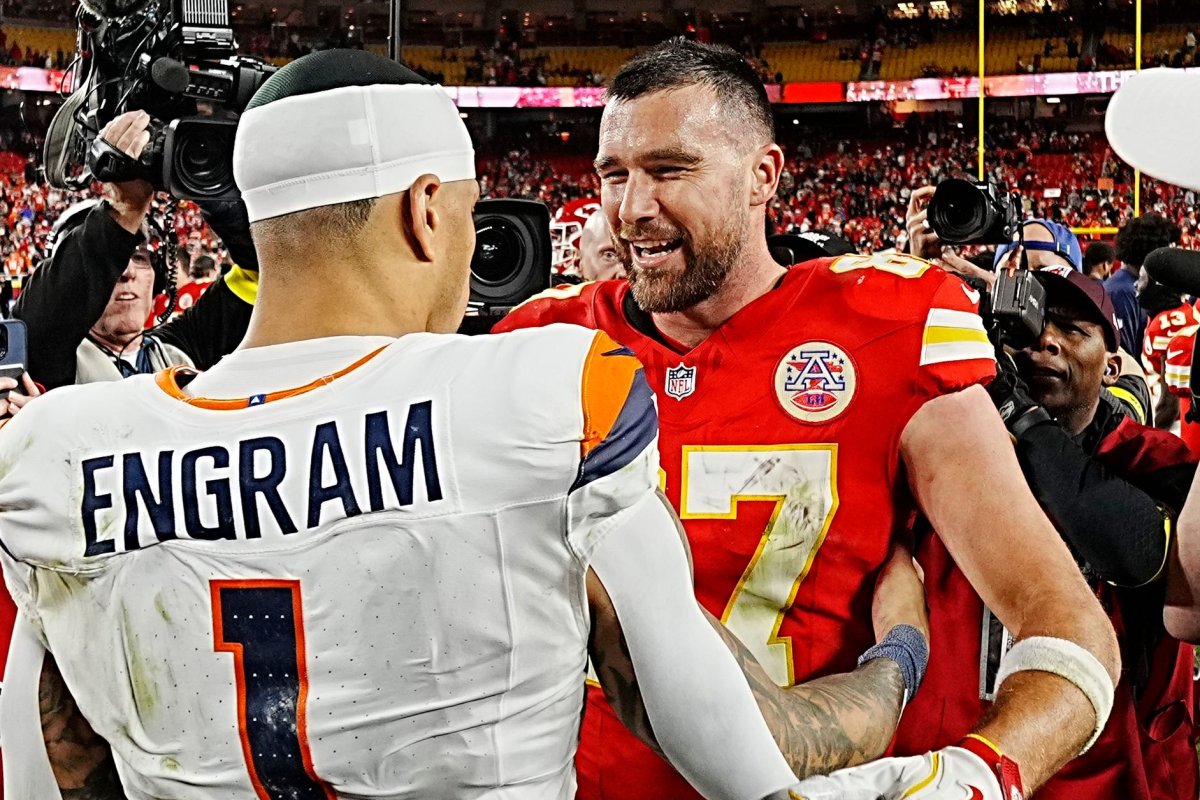 Broncos smother Chiefs in Travis Kelce's potential Arrowhead finale