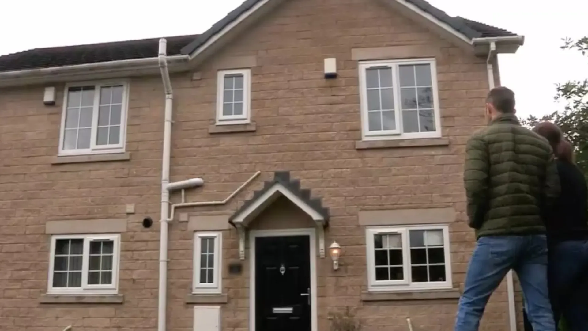 Koppel koopt nieuwe woning en krijgt te horen dat de taxatiewaarde € 0 ...