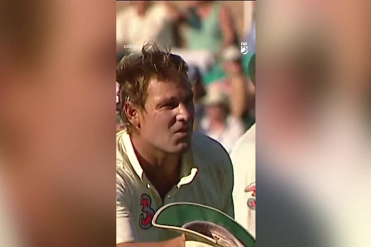 Watch: Ashes crowd honours Shane Warne with cap-tipping tribute