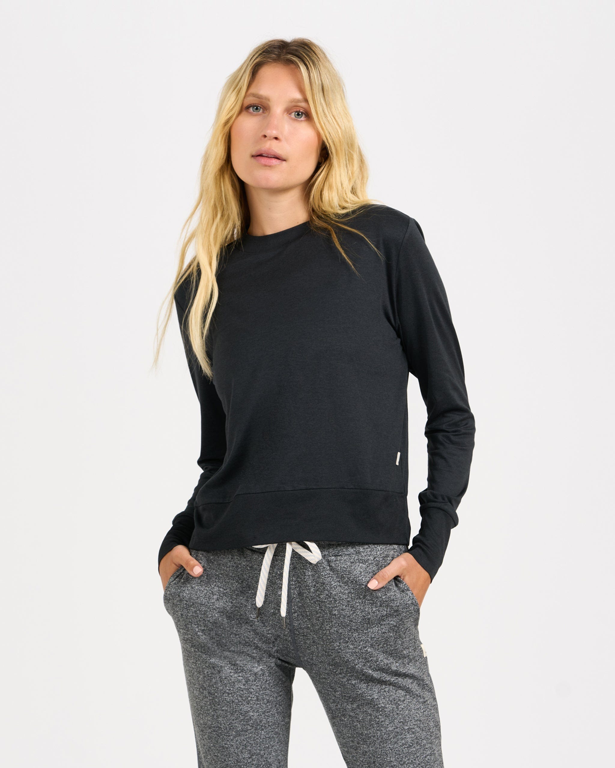 13 long-sleeved shirts that define elegance and comfort