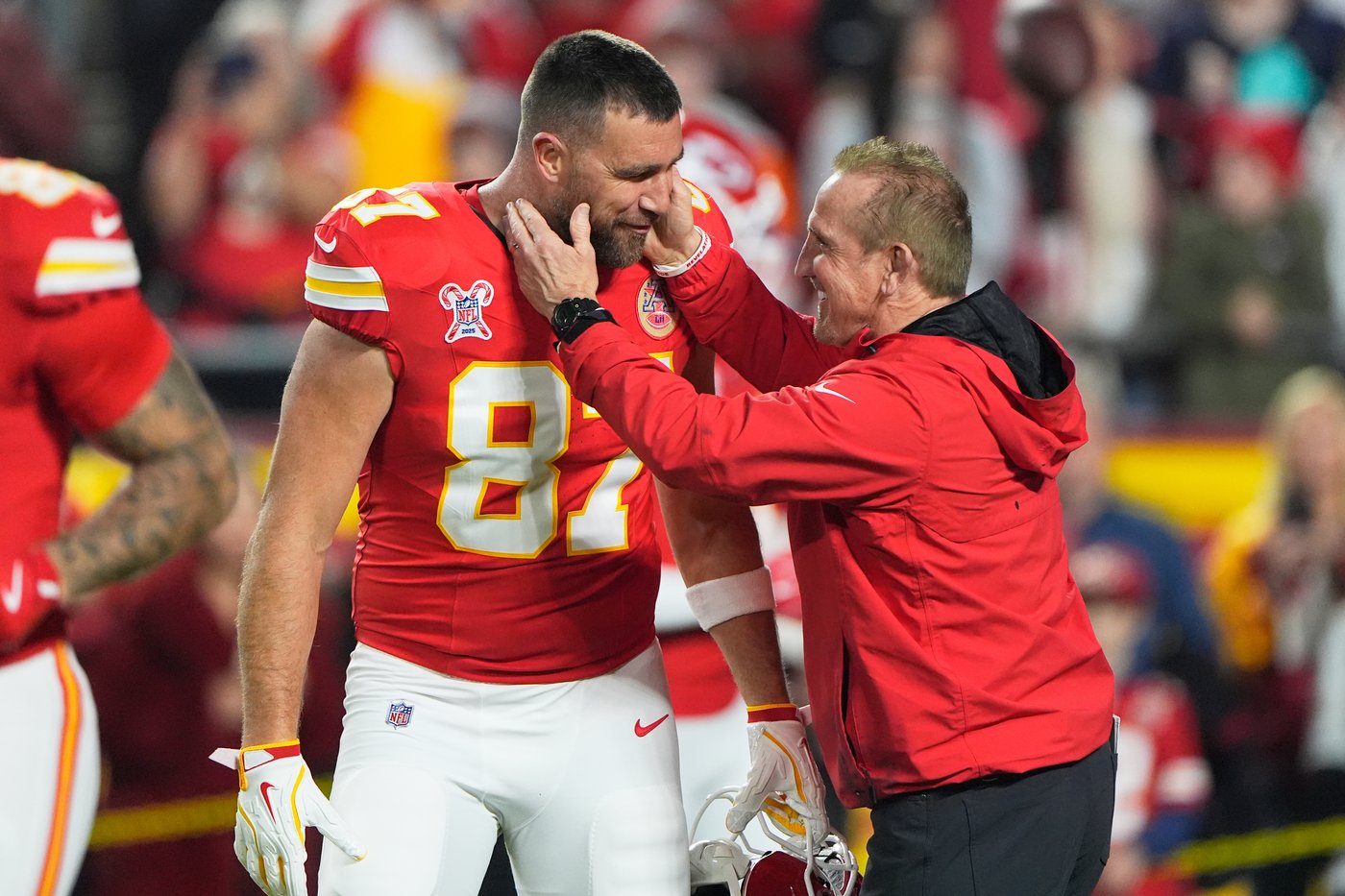 Une soirée riche en émotions pour Travis Kelce au Arrowhead Stadium