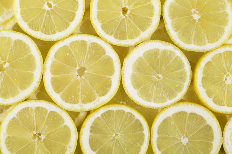 What happens to your body when you start eating lemons every day