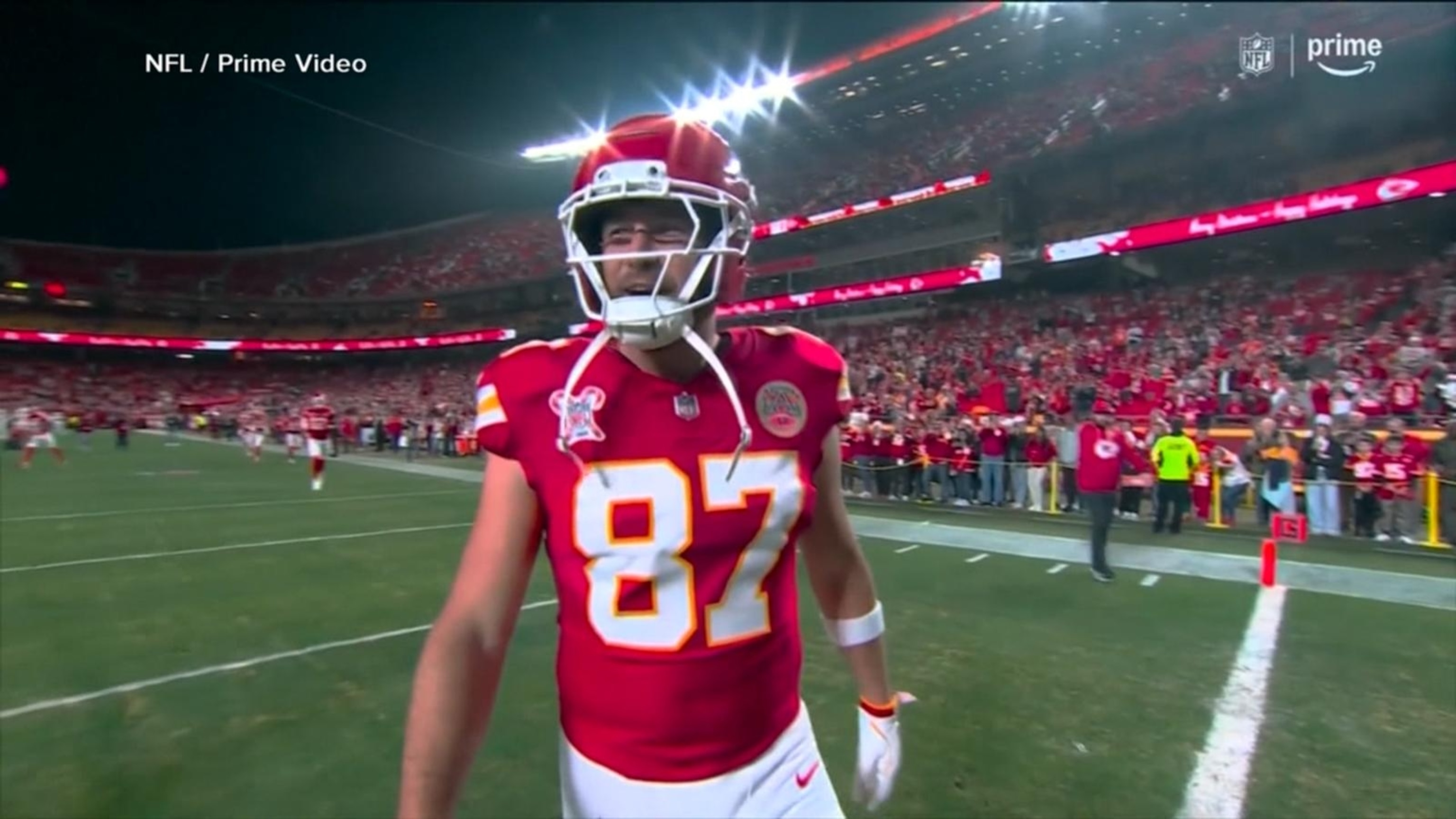 Travis Kelce plays possible last game at home