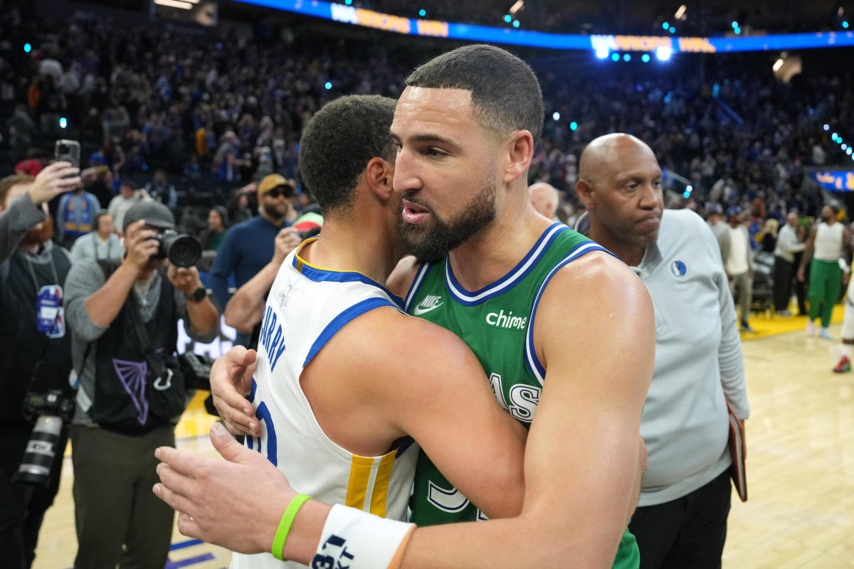 Mavericks star Klay Thompson reacts to Steph Curry’s gesture amid ...