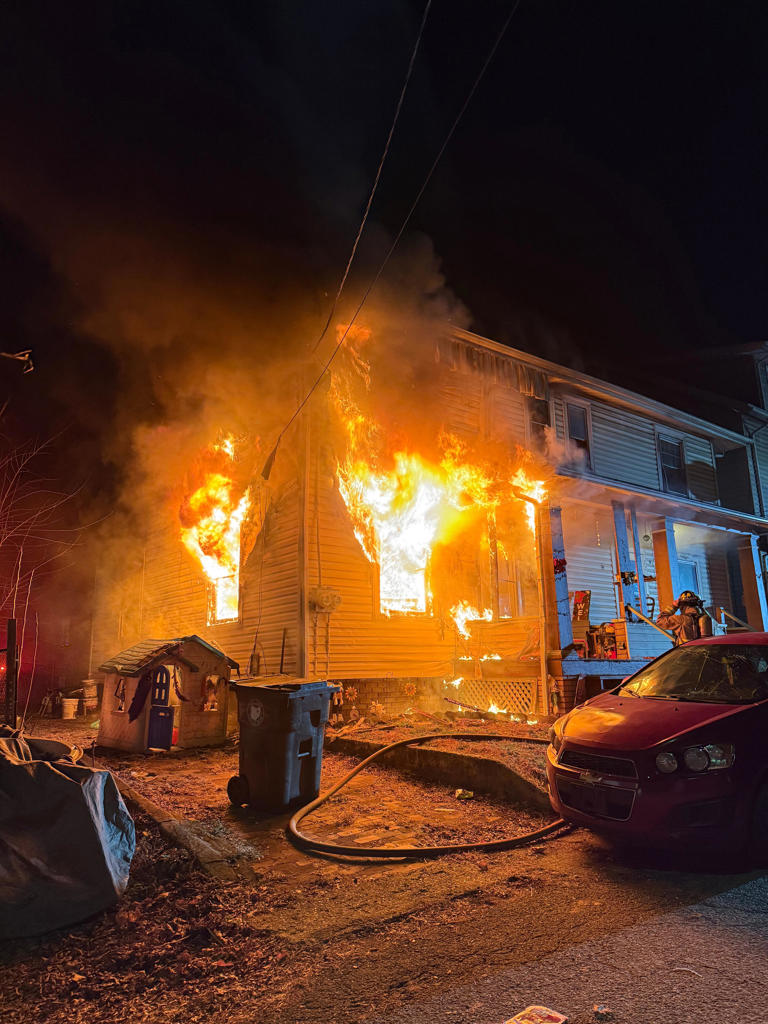 Residents forced from homes by fire at southwest Canton duplex