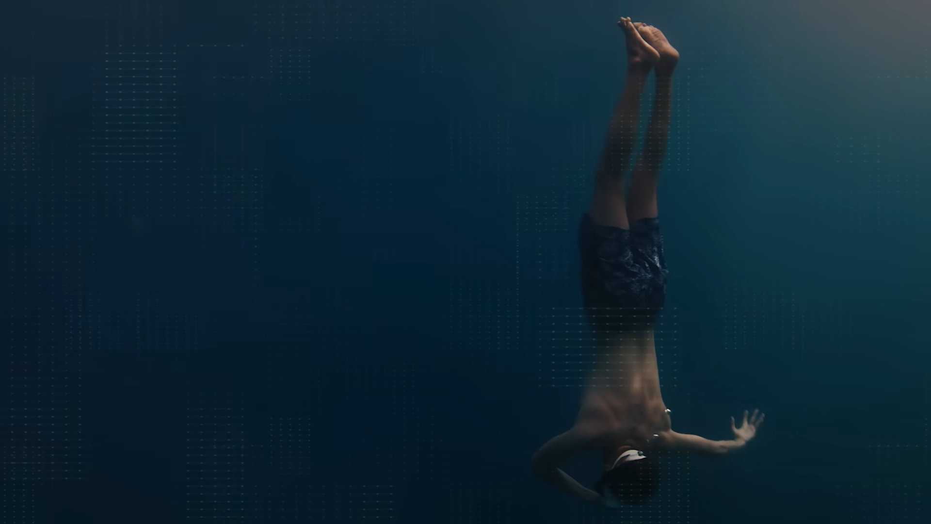 The 400-foot sinkhole where divers start sinking and don’t come back