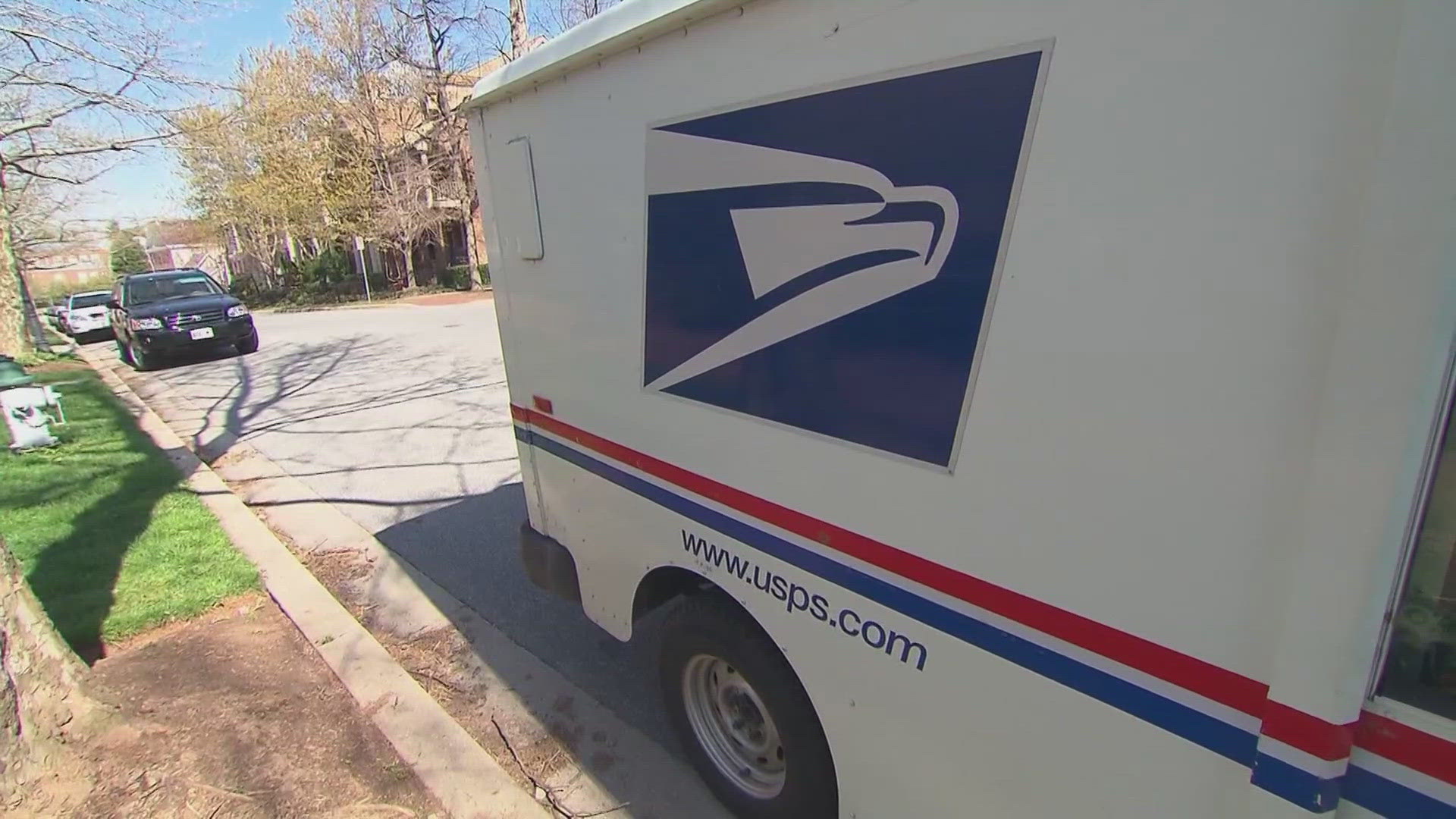 USPS planning to open bidding for shippers to use distribution centers