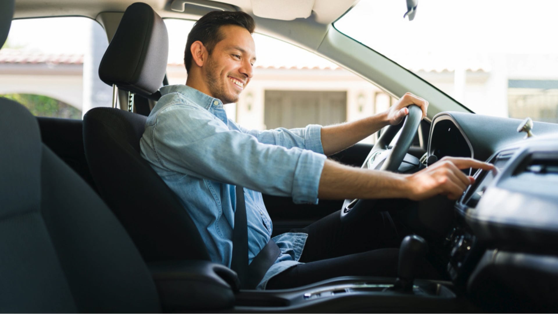 Side hustle era ends: Only 27% of Americans now work multiple gigs