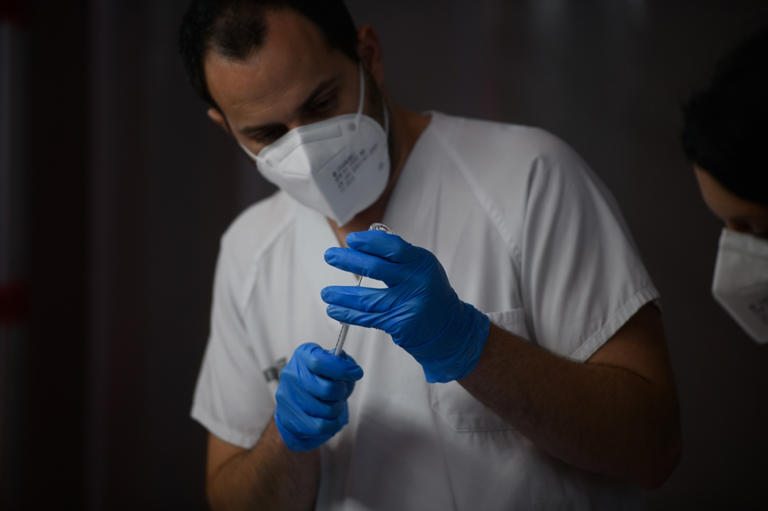 El Consell concede ayudas para tratamientos médicos por 44 millones de ...